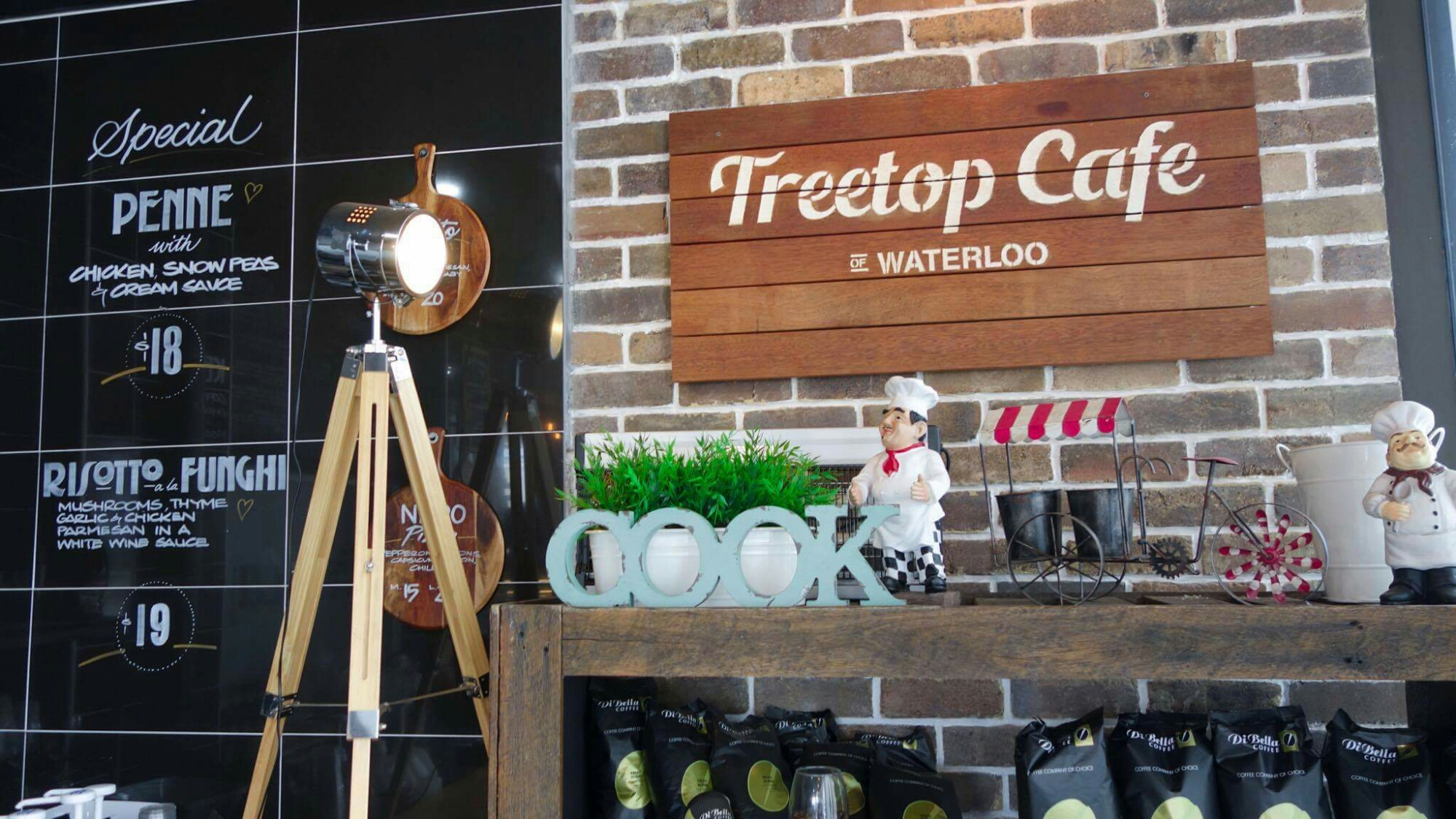 The versatile Treetop cafè – thewhereto